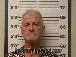 Recent Booking / Mugshot for CHRISTOPHER THOMAS PINER in Carteret ...