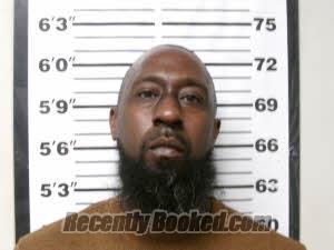 Recent Booking / Mugshot for RAVENELL TROY RILEY in Carteret County ...