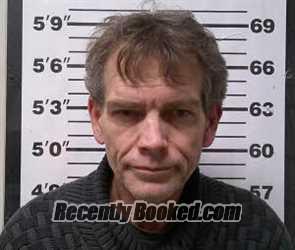 Recent Booking / Mugshot for STEPHEN ERIC STARNES in Carteret County ...