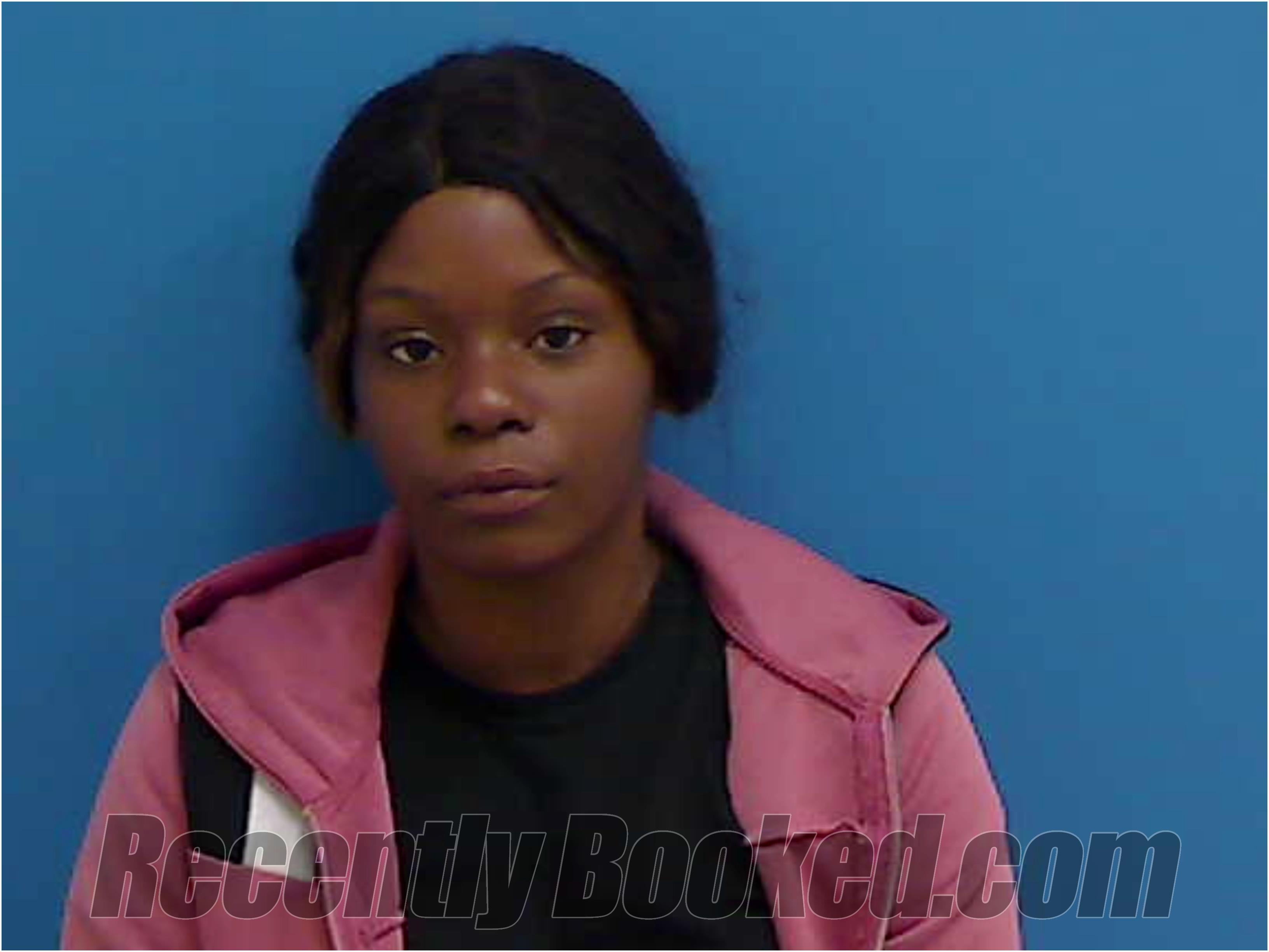 Recent Booking / Mugshot for CIERRA TAYLOR HAYES in Catawba County ...