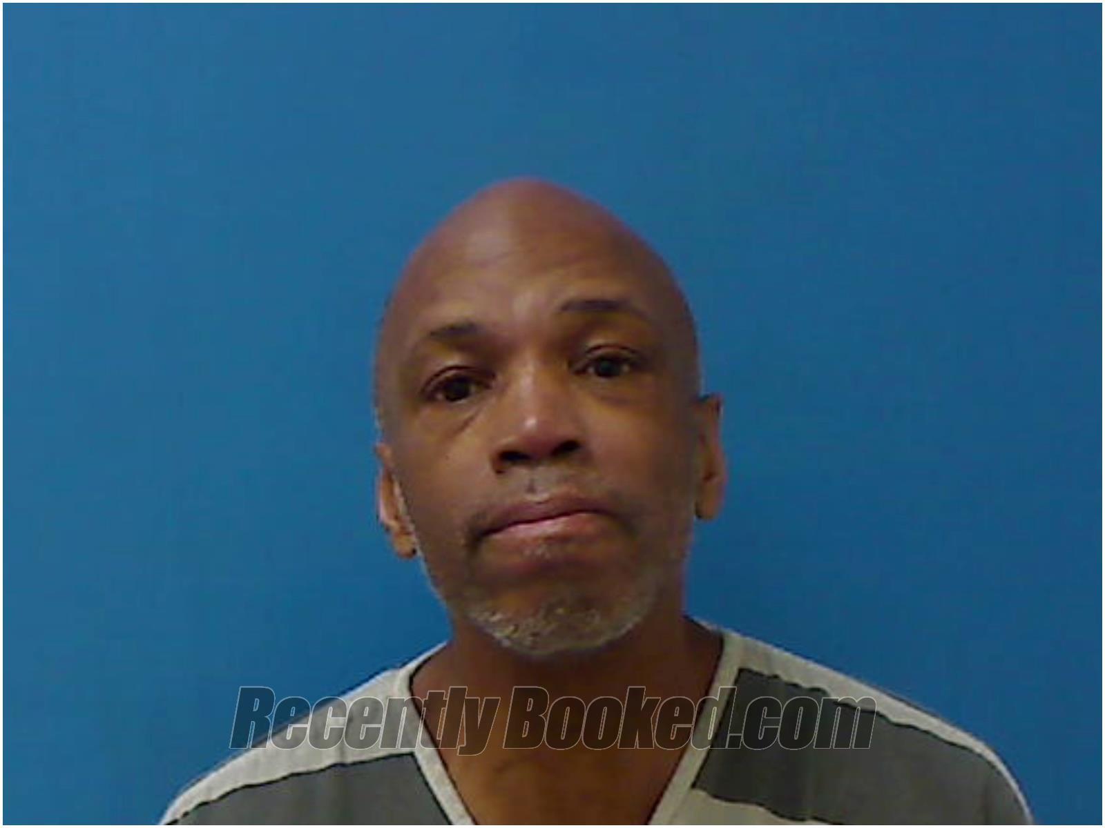 Recent Booking / Mugshot for ARTHUR LOGAN in Catawba County, North Carolina