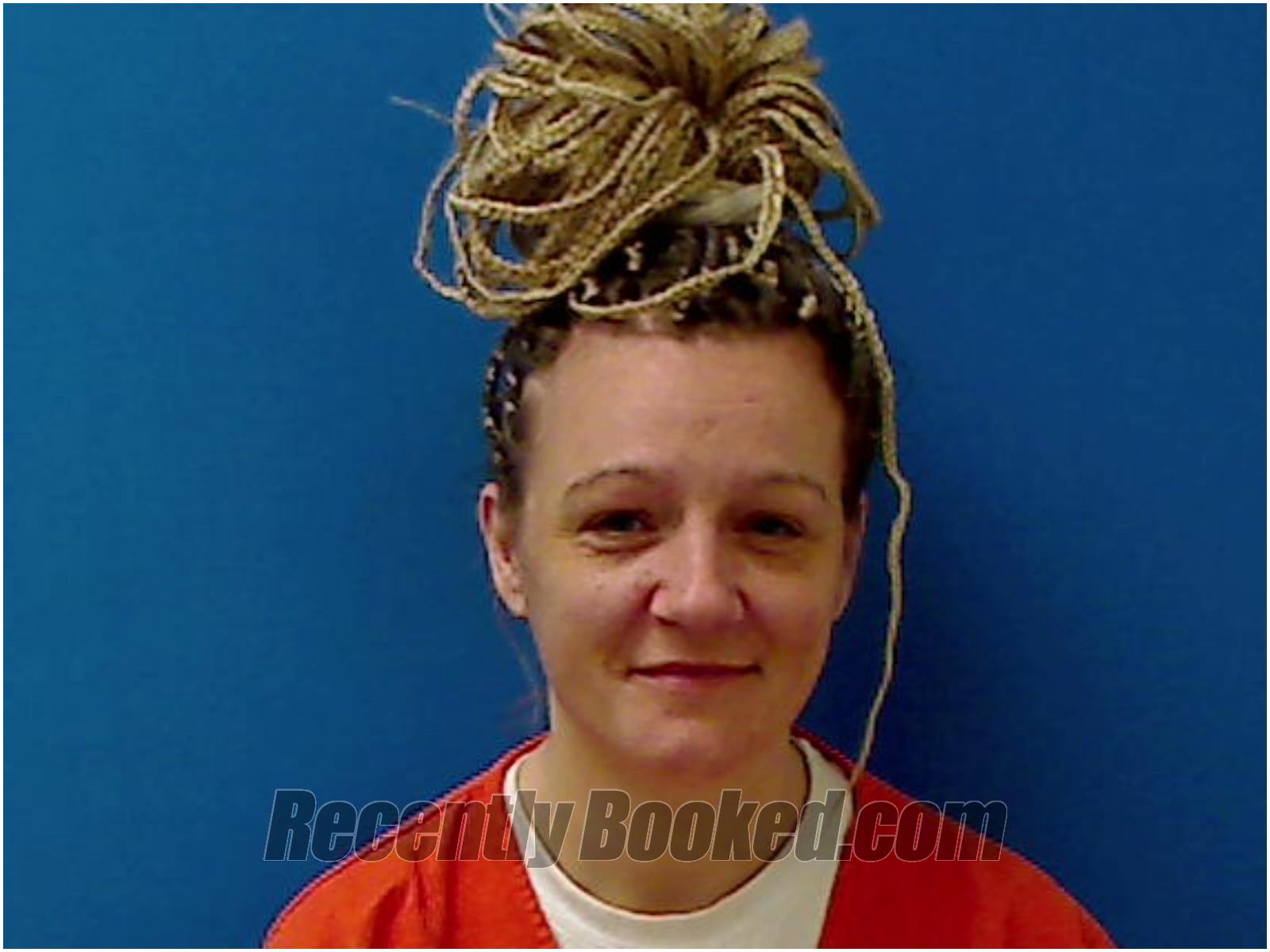 Recent Booking / Mugshot for JOHNNA TYANNE JONES in Catawba County ...
