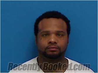 Recent Booking / Mugshot for DEVONTE ROBERT BANKS in Catawba County ...