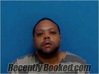 Recent Booking / Mugshot for TODRICK JOSHOUN LINEBARGER SR in Catawba ...