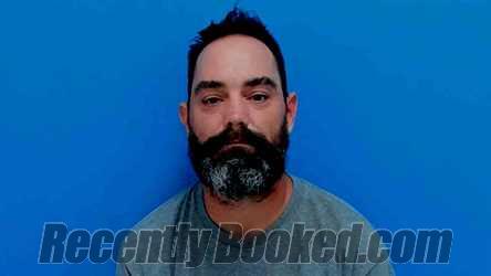 Recent Booking / Mugshot for Dylan Wayne Ennis in Catawba County, North ...