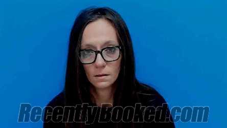 Recent Booking / Mugshot for Candy Lynn Kiziah in Catawba County, North ...
