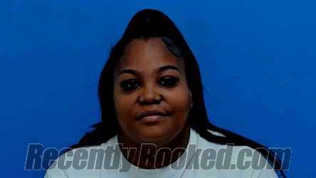 Recent Booking / Mugshot for Jennifer Lynn Moss in Catawba County ...