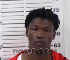 Recent Booking / Mugshot for XAVIER TRAYSHAWN GARLAND in Chowan County ...