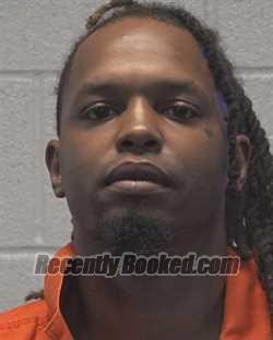 Recent Booking / Mugshot for DELONTA QUASHAVIS LEACH in Cleveland ...