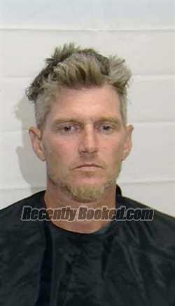 Recent Booking / Mugshot for STEPHEN EARL JENRETTE in Columbus County ...