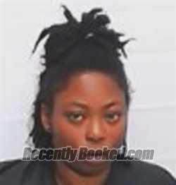 Recent Booking / Mugshot for SHYNIECE SHENELL BELL in Columbus County ...