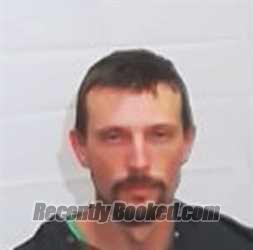 Recent Booking / Mugshot for AUSTIN EVERETT BERRY in Columbus County ...