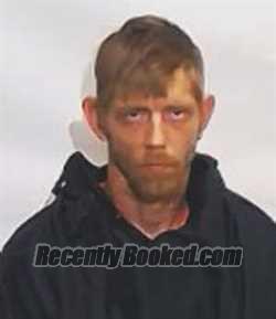 Recent Booking / Mugshot for MATTHEW JAMES HENNINGER in Columbus County ...