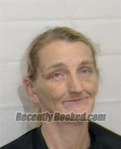 Recent Booking / Mugshot for ASHLEIGH DAWN GORE in Columbus County ...