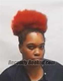 Recent Booking / Mugshot for DIJONNAISE RETAMAR in Columbus County ...