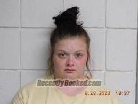 Recent Booking / Mugshot for AMBER AUTUMN BARBOUR in Duplin County ...