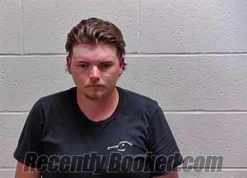 Recent Booking / Mugshot for CHASE ARTHUR LOTT in Bureau County, Illinois