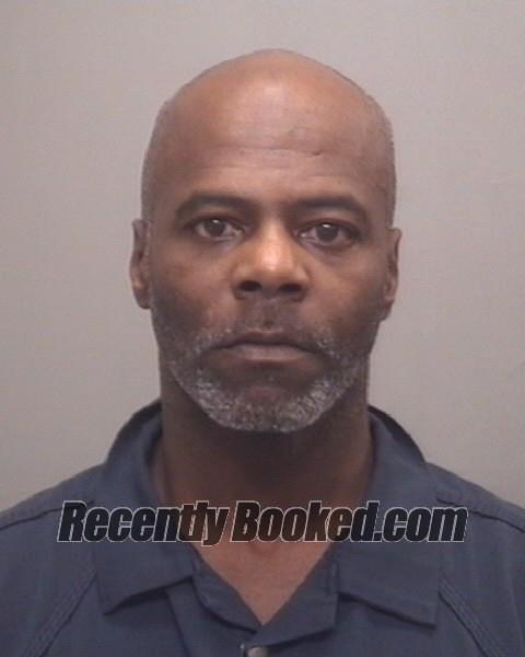 Recent Booking / Mugshot for TRACEY LAMONT COAD in Forsyth County ...