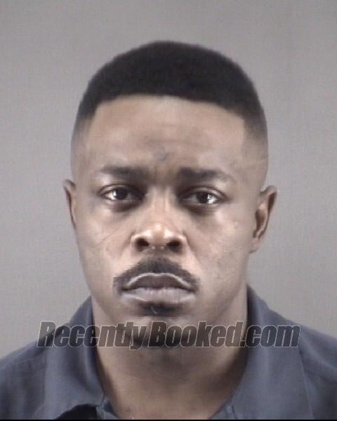 Recent Booking / Mugshot for ANTUAN LAMONT PERRY in Forsyth County ...