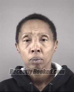 Recent Booking / Mugshot for LASONYA RENEE JONES in Forsyth County ...