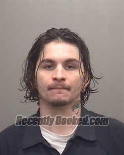 Recent Booking / Mugshot for AUSTIN BLAKE HORNER in Forsyth County ...