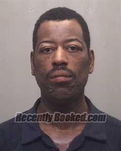 Recent Booking / Mugshot for BRODERICK JAMIL MOORE in Forsyth County ...