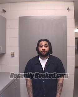 Recent Booking / Mugshot for DERRICK JEWONE BLACKWELL in Forsyth County ...