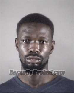 Recent Booking / Mugshot for DESHAWN RAYNARD SHAW in Forsyth County ...