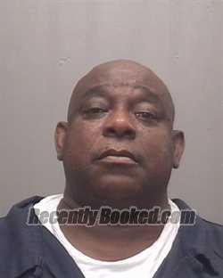 Recent Booking / Mugshot for KALVIN BERNARD COWAN in Forsyth County ...