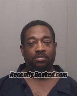 Recent Booking / Mugshot for RAYVON TARO HAWKINS in Forsyth County ...