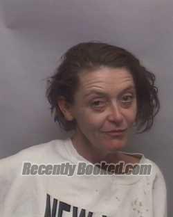 Recent Booking / Mugshot for TAQUANDA KYE REYNOLDS in Forsyth County ...