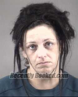 Recent Booking / Mugshot for WELCOME AMBER ENCINAS in Forsyth County ...