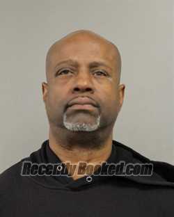 Recent Booking / Mugshot for ERIC D MITCHELL in Cook County, Illinois