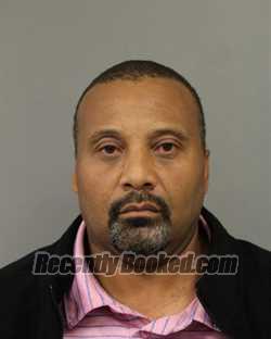 Recent Booking / Mugshot for SHAWN L HENRY in Cook County, Illinois