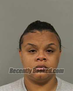 Recent Booking / Mugshot for SHANICE S MUNNINGS in Cook County, Illinois