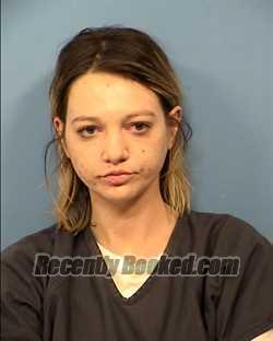 Recent Booking / Mugshot for LINDSEY BYARD in DuPage County, Illinois