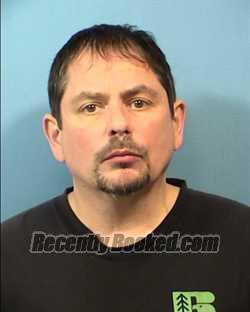 Recent Booking / Mugshot for STEVEN ROBERTS in DuPage County, Illinois
