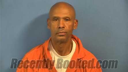 Recent Booking / Mugshot for DUANE DAVIS in DuPage County, Illinois