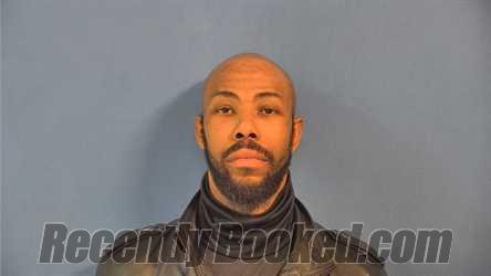 Recent Booking / Mugshot for DARNELL HARRIS in DuPage County, Illinois