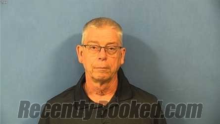 Recent Booking / Mugshot for ROBERT MILLER in DuPage County, Illinois
