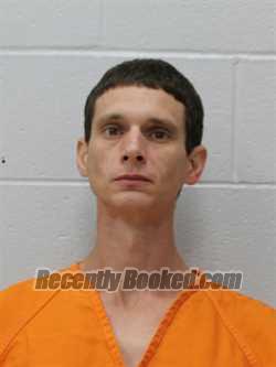 Recent Booking / Mugshot for BRETT CALVIN COULTER in Franklin County ...