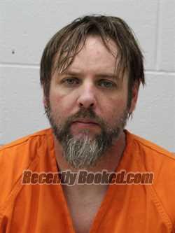 Recent Booking / Mugshot for ERIC NICHOLAS ELSTON in Franklin County, Illinois