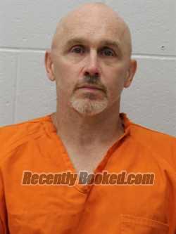 Recent Booking / Mugshot for MICHAEL T LEON in Franklin County, Illinois