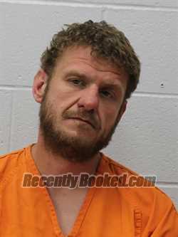 Recent Booking / Mugshot for NICHOLAS EDWARD TOMASZEWICZ in Franklin ...