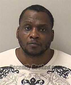 Recent Booking / Mugshot for TONY MARQUETTE PEGUES in Kane County, Illinois