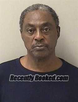 Recent Booking / Mugshot for TIMOTHY EDWARDS in Kane County, Illinois