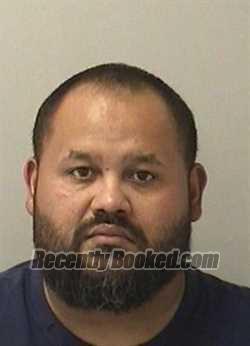 Recent Booking / Mugshot for LUIS DANIEL VELAZQUEZ-PACHECO in Kane ...
