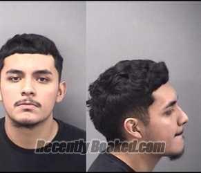Recent Booking / Mugshot for Rolando Rodriguez Perez in Kankakee County ...