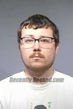 Recent Booking / Mugshot for BRANDON MICHAEL TRABAND in Kendall County ...