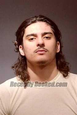 Recent Booking / Mugshot for SCOTT PHILLIP JR BAUGHER in Kendall County ...